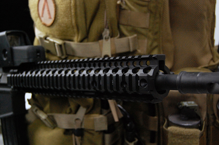 Daniel Defense M4A1 RIS II & Gemtech Raptor II | Popular Airsoft ...