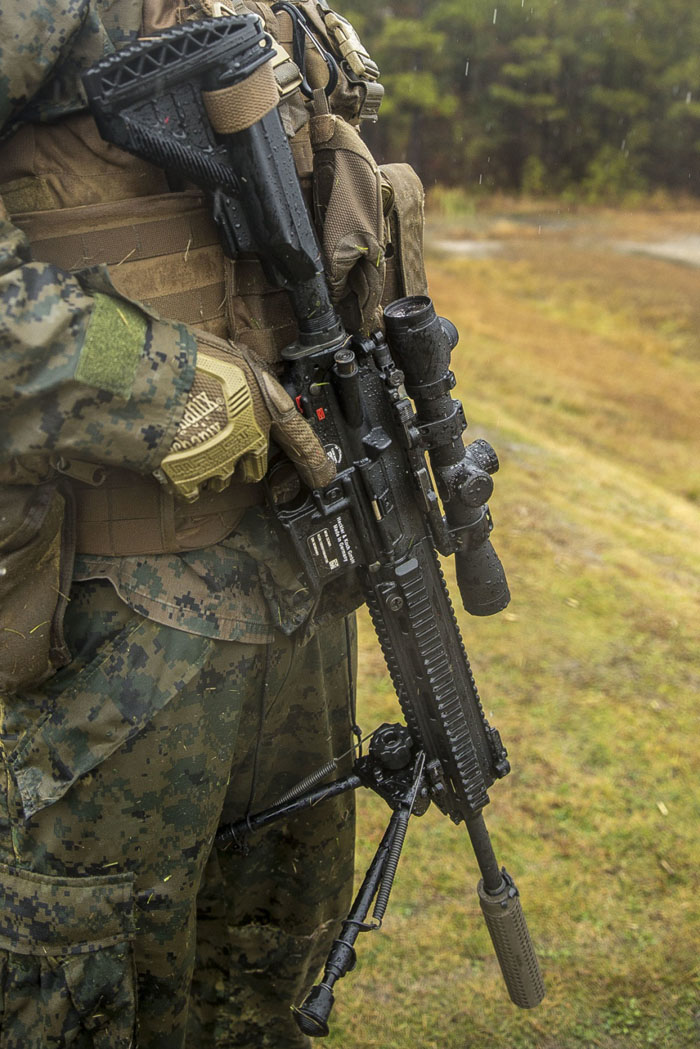 The USMC M27 IAR Gets Fielded As the M38 Designated Marksman Rifle ...