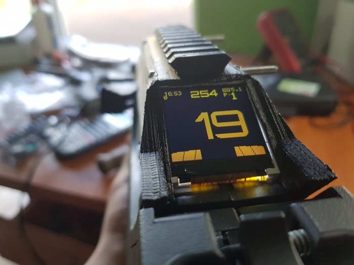 Somebody Built A Gun Mounted Computer For The FN F2000 AEG | Popular ...