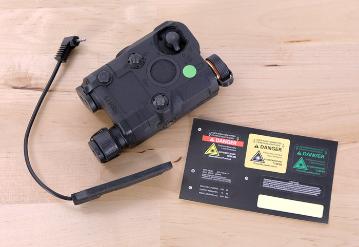 PEQ-15 Case w/ LED Flashlight & Green Laser | Popular Airsoft: Welcome ...