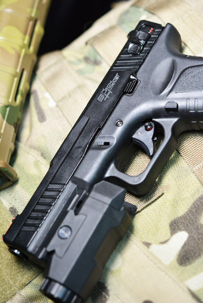 APS The Black Hornet Full Auto CO2 Pistol | Popular Airsoft