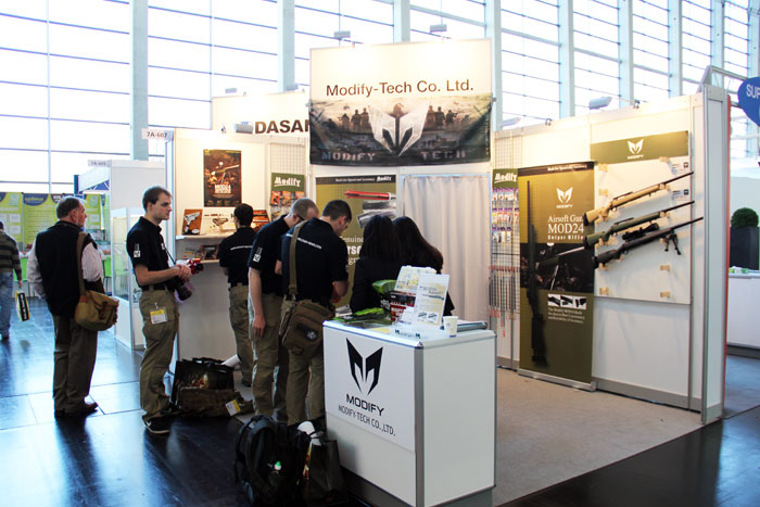 Modify-Tech IWA 2014 & 3-Jaw Vise Update | Popular Airsoft: Welcome To ...