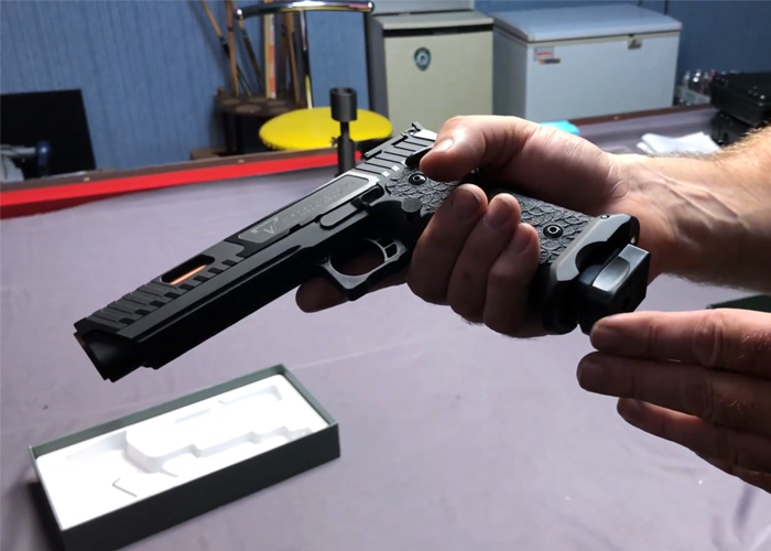 EMG STI/TTI JW3 2011 At AST | Popular Airsoft: Welcome To The Airsoft World