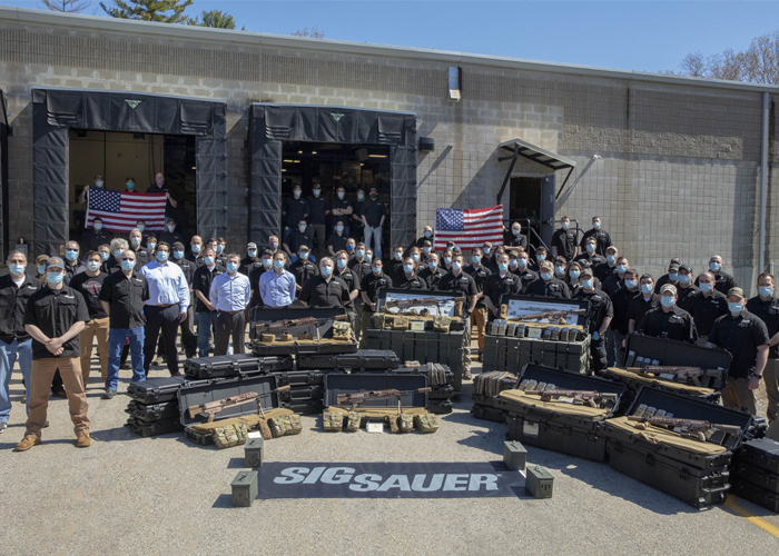 U.S. Army Receives New Generation Squad Weapon Prototypes From SIG ...