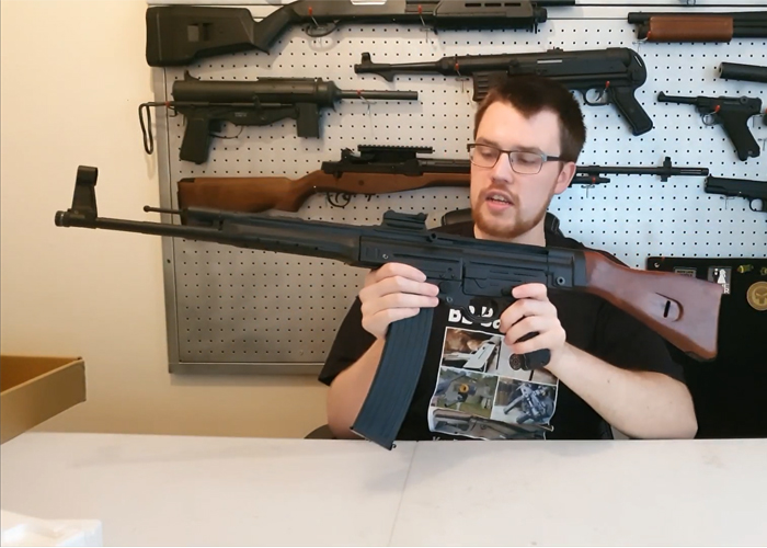 BB-Ballistics With the AGM STG44 AEG | Popular Airsoft: Welcome To The ...