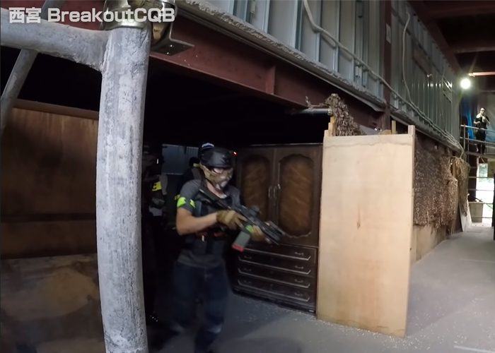 Laylax Staff In CQB Game At Breakout CQB | Popular Airsoft: Welcome To ...