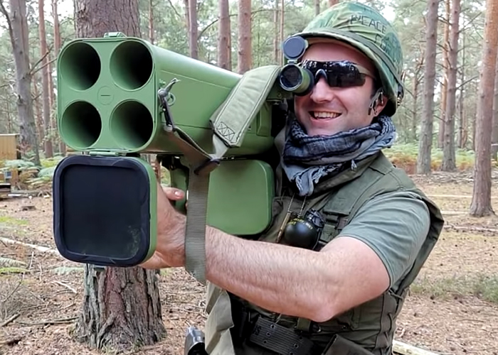 USAirsoft: 10 Amazing Custom Airsoft Builds | Popular Airsoft: Welcome ...