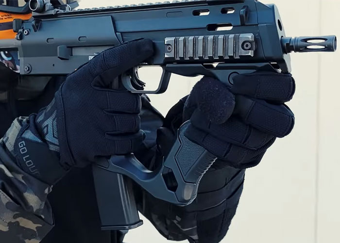 Soldier Systems: H&K MP7 Holster Details | Popular Airsoft: Welcome To ...