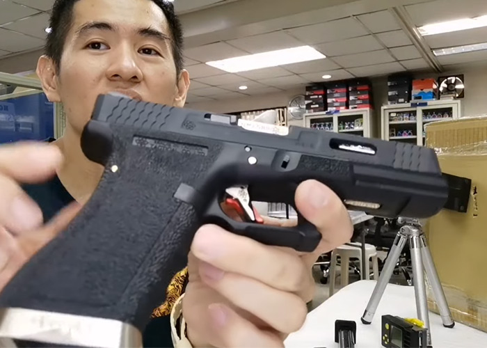 WE Glock 17 Custom/Force Series Testing | Popular Airsoft: Welcome To ...