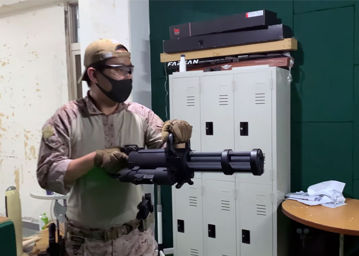 Jeff The Kid: The High Speed MINIGUN Classic Army M133 | Popular ...