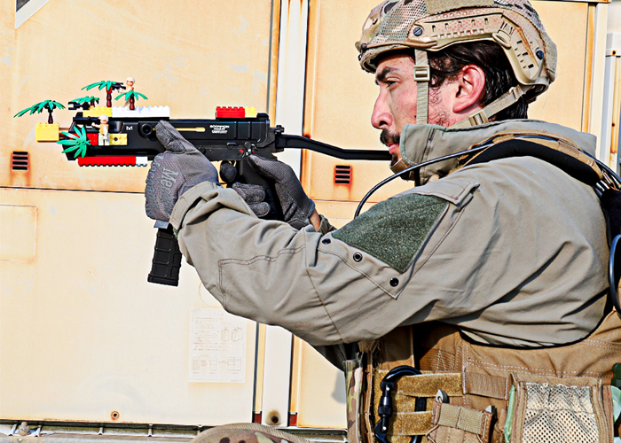 Incoming! Lego-Style “Block Arms” Accessories From Laylax’s First ...