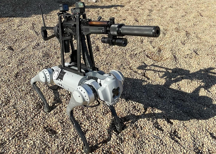 Robodog Armed With An SMG Gives Us A Glimpse Into The Future Of Warfare ...