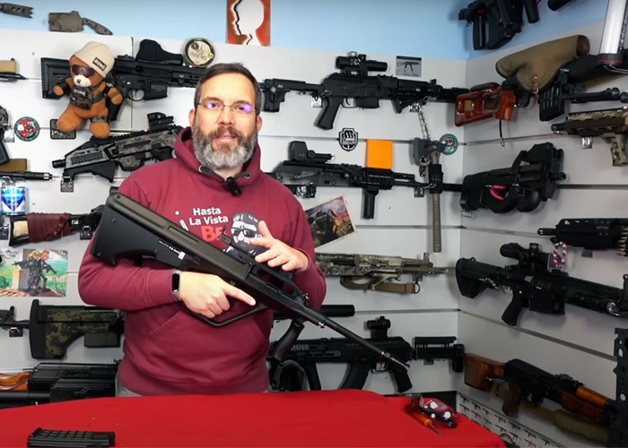 L'antre Du Dingo: ASG Steyr AUG A2 AEG | Popular Airsoft: Welcome To ...