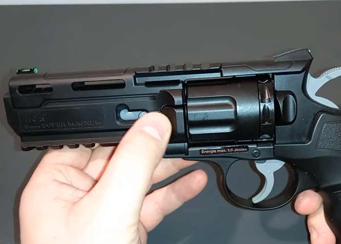 Nico Joule Airsoft's Elite Force H8R Revolver Review | Popular Airsoft ...
