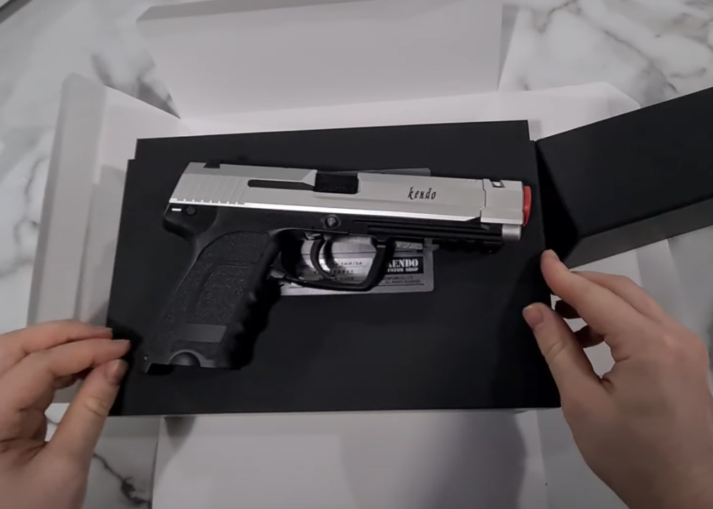 Tokyo Marui SG-09 R Gas Blowback Pistol Unboxing | Popular Airsoft ...