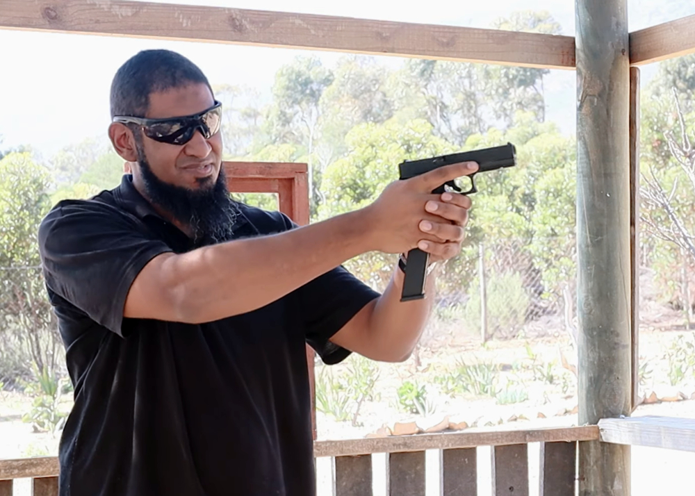 Umarex Glock 18C GBB Pistol Unboxing & Review | Popular Airsoft ...