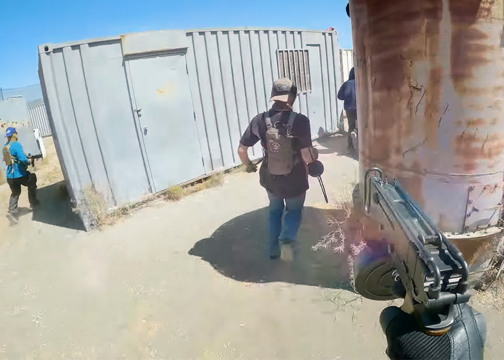 VZ61 Gas Blowback Machine Pistol With HPA-Tapped Drum Mag Gameplay ...