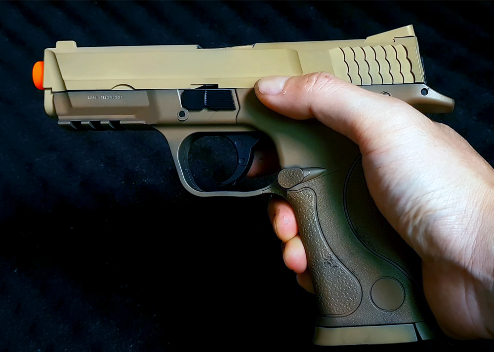 PlaSSo On The Academy MP40 Springer | Popular Airsoft: Welcome To The ...