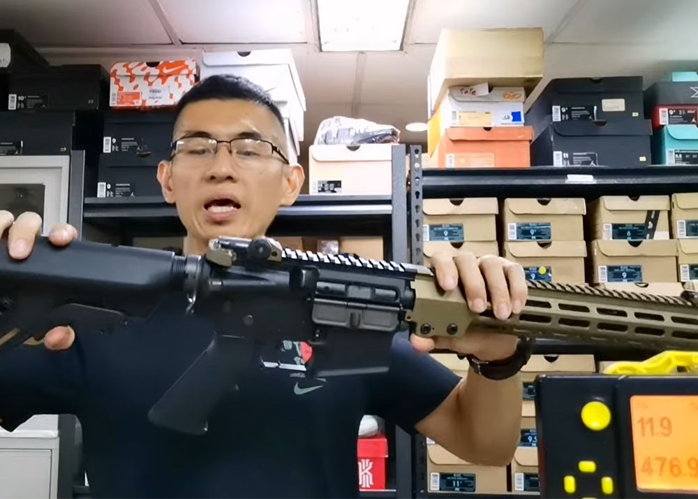 VFC/Cybergun Colt URG-I GBB Rifle At Redmantoys | Popular Airsoft: Welcome To The Airsoft World