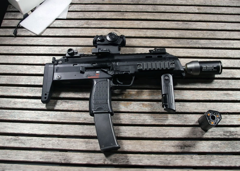 Timerzanov Airsoft: T238 Griffon Tracer Unit & RGB Tracer Unit ...