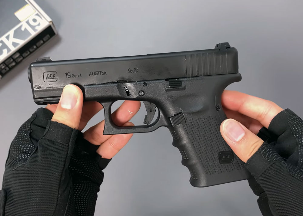 SpecialOpsM4: Toy Soldier 2568B Review | Popular Airsoft: Welcome To ...