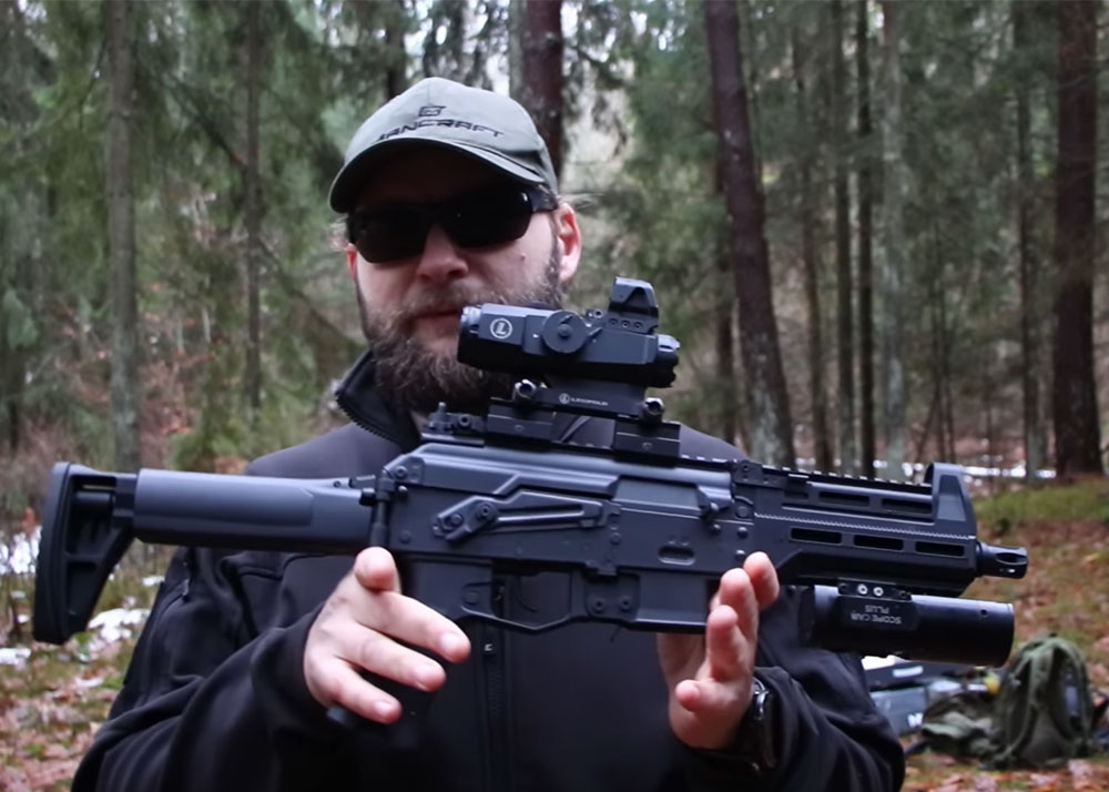 Bomber WOC M16A2 Shorty w/ M203 | Popular Airsoft: Welcome To The ...