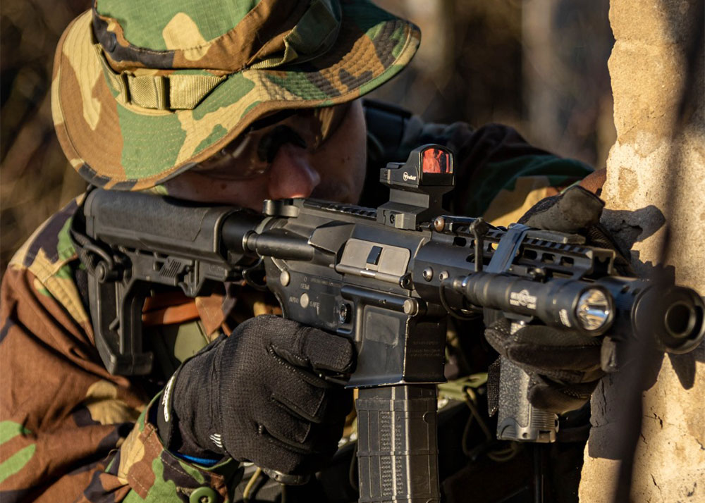 An Affordable Quality Reflex Sight Option For Airsoft: The Firefield ...