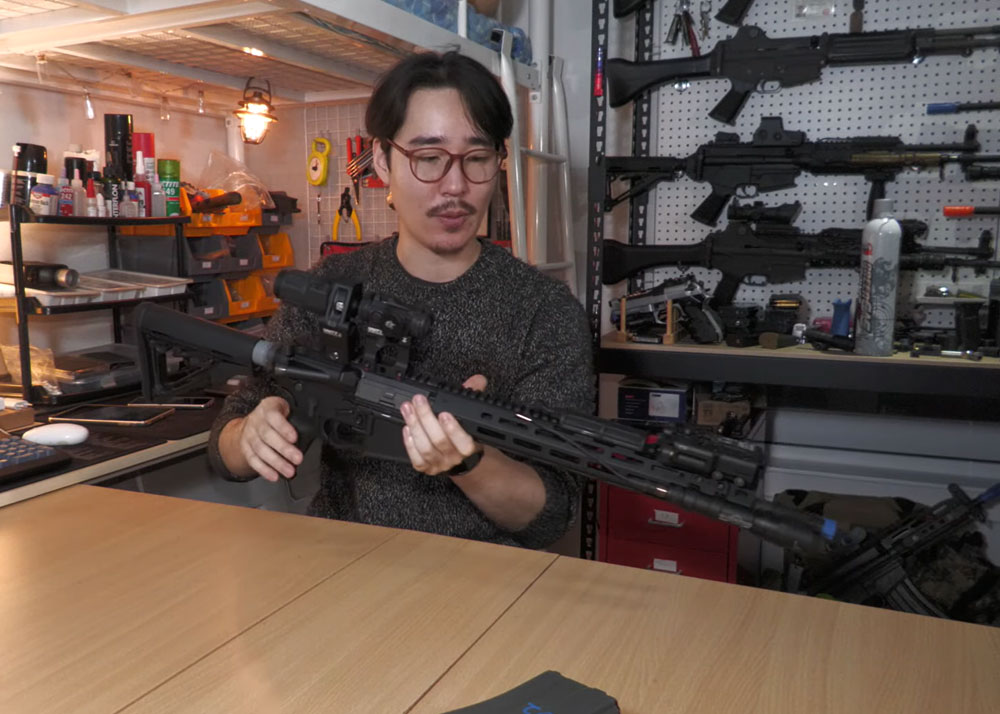 VFC KAC SR16E3 MOD2 V3 GBB Review | Popular Airsoft: Welcome To The ...