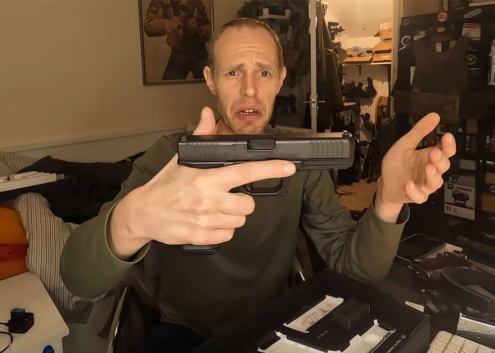 Ollie Talks Airsoft: Tokyo Marui Glock 17 Gen 5 GBB Pistol | Popular ...