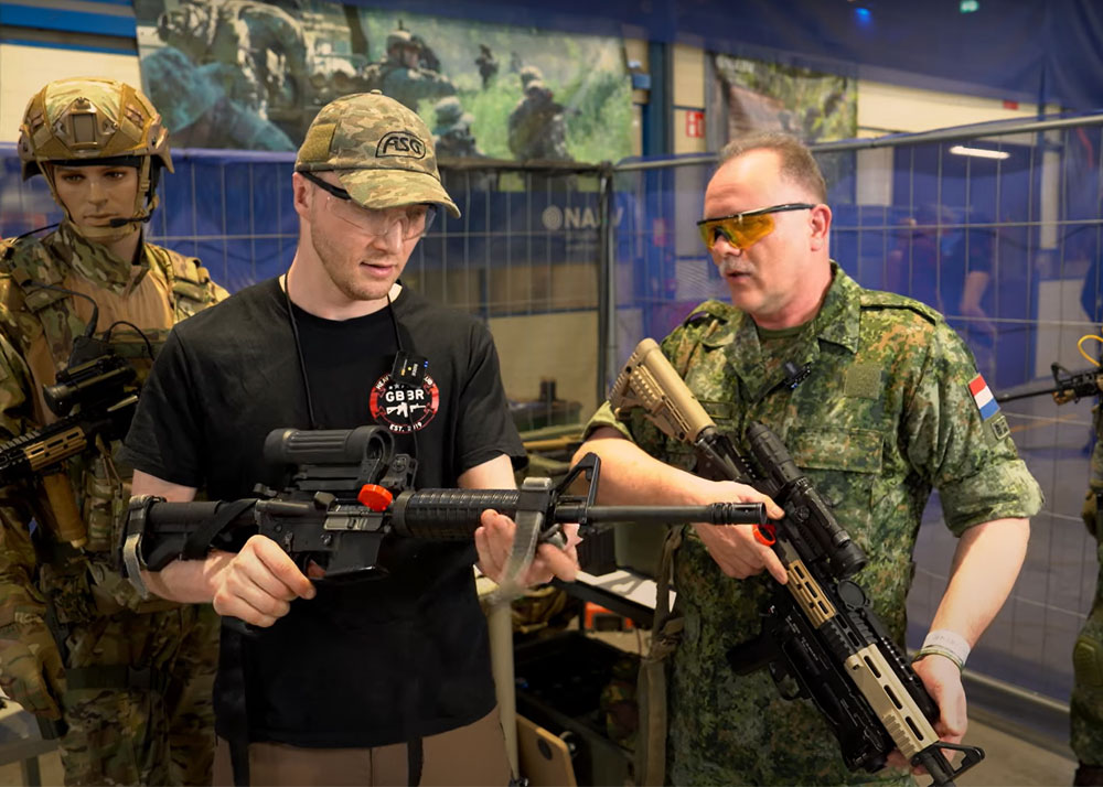 The Dutch Service Rifle As An Airsoft GBBR | Popular Airsoft: Welcome ...