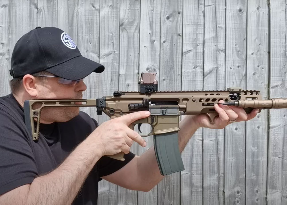 Middle Aged Gamer's 2024 AFPG Spear LT 9" GBBR Review | Popular Airsoft: Welcome To The Airsoft ...