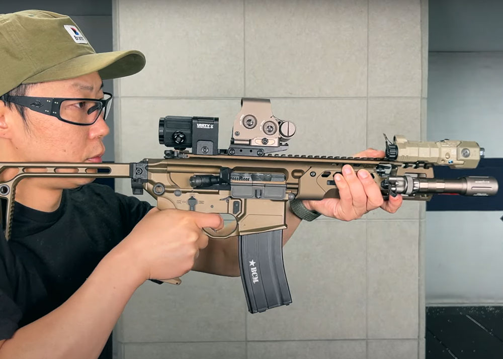 Airsix TV: APFG MCX Spear LT 9-inch GBB | Popular Airsoft: Welcome To The Airsoft World