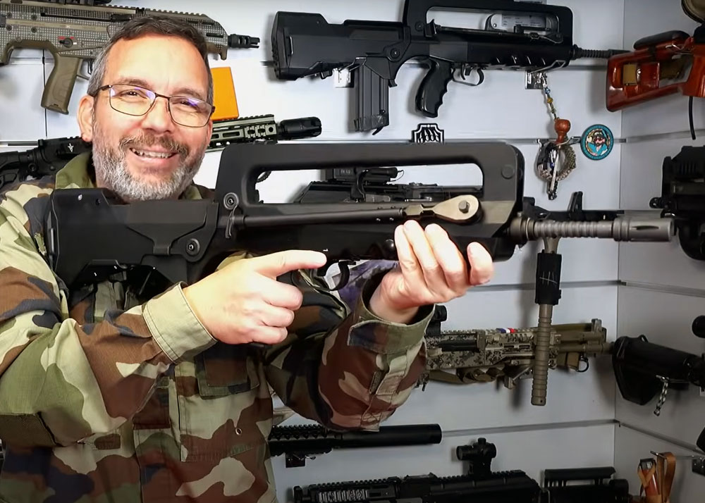 L'antre Du Dingo: Gunpoint/Cybergun FAMAS F1 GBBR By Northeast Airsoft ...