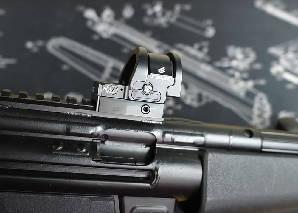 Cyelee Ghost Red Dot Review | Popular Airsoft: Welcome To The Airsoft World