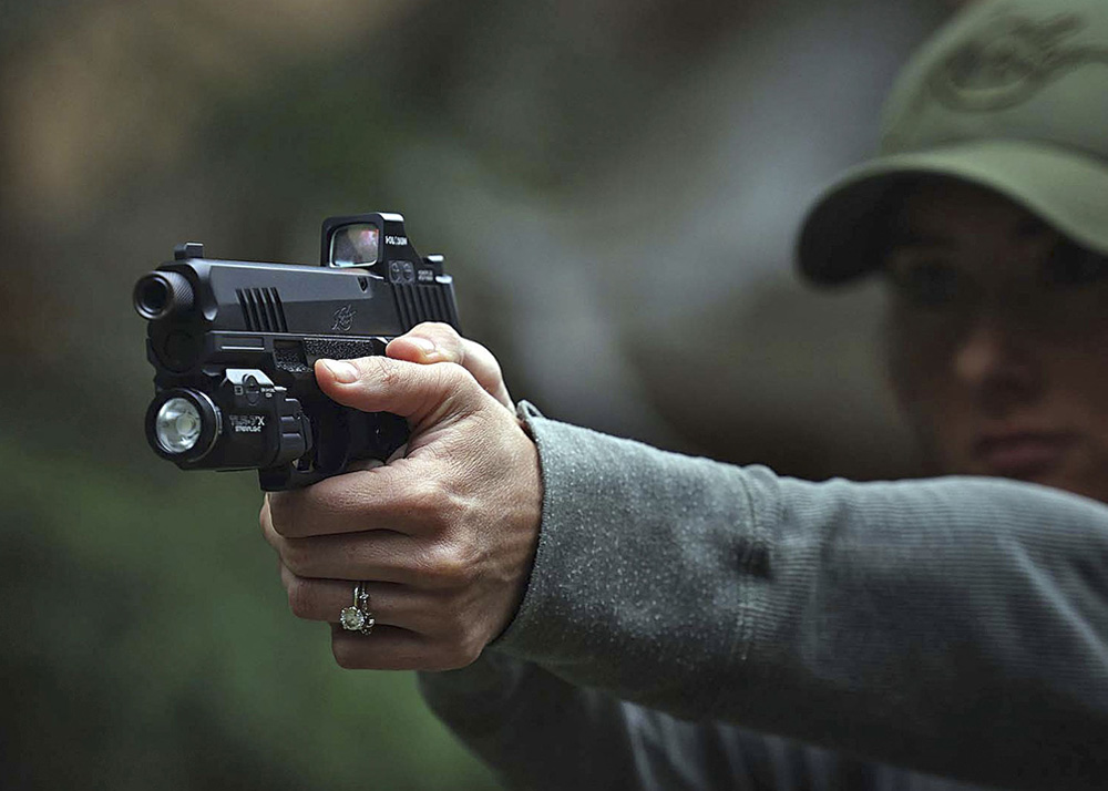 Kimber Releases A New Compact Carry: The R7 Mako Carbon Compact ...