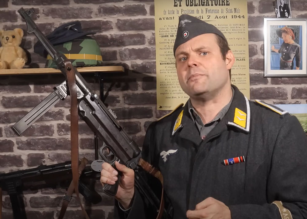 Neo035's SRC MP40 EBB Presentation | Popular Airsoft: Welcome To The ...