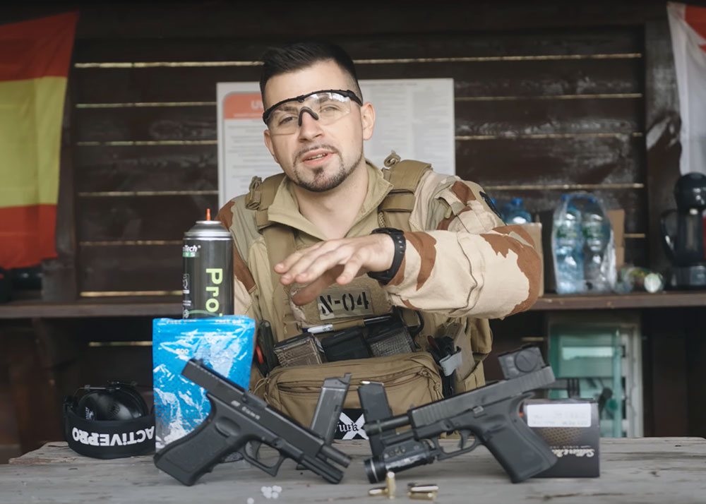 Real Glock vs Airsoft Glock | Popular Airsoft: Welcome To The Airsoft World