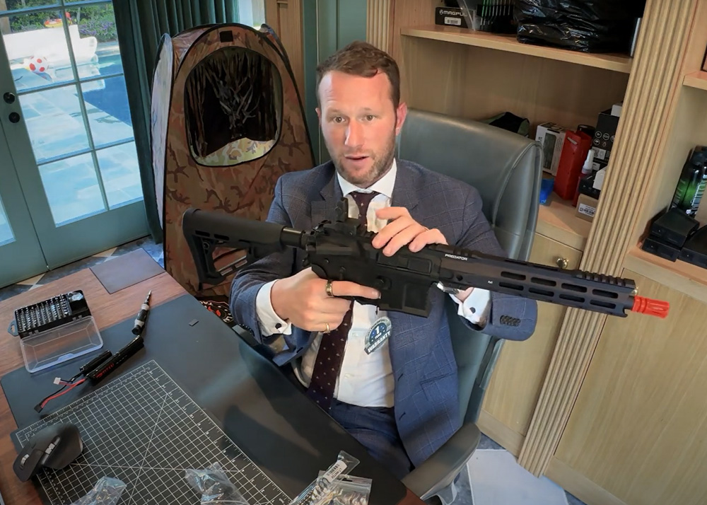 Lancer Tactical Gen 4 Predator AEG Unboxing & Review | Popular Airsoft ...