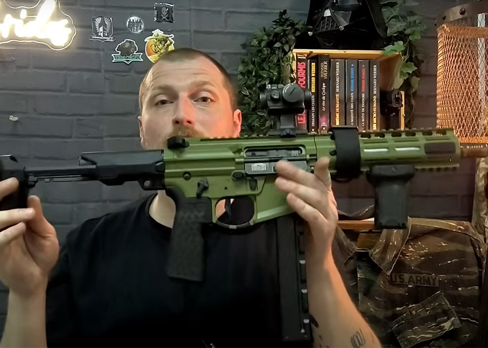 Larry Vickers' Delta CAR-15 | Popular Airsoft: Welcome To The Airsoft World