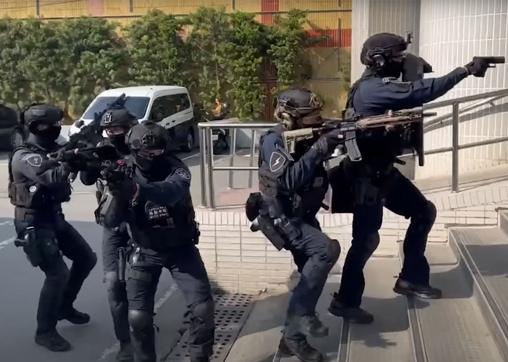 The Kaohsiung City SWAT Team | Popular Airsoft: Welcome To The Airsoft ...