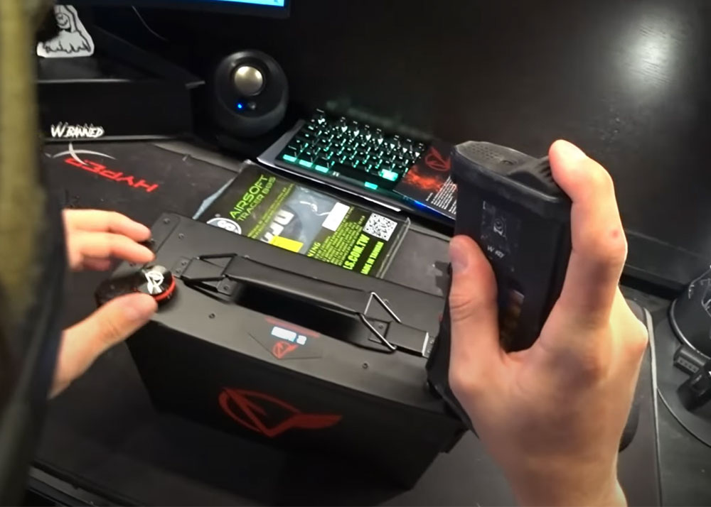 Is The Vanguard Speedloader Black Pro A Game Changer? | Popular Airsoft ...