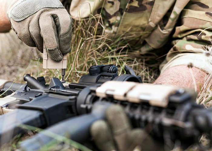 The Tools You Need In The Field Right In Front Of You With "Tool Grip ...