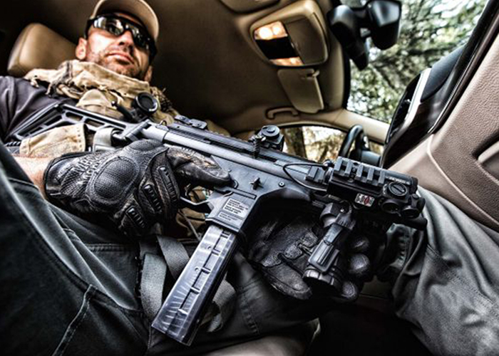 Italian Carabinieri Orders 1,000 Beretta PMX Submachine Guns | Popular ...