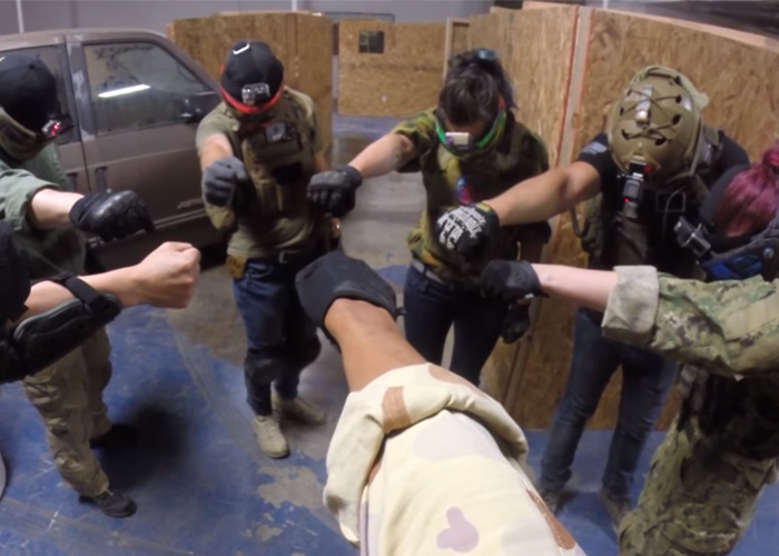 DesertFox Airsoft Mexican Standoff TTT | Popular Airsoft: Welcome To ...