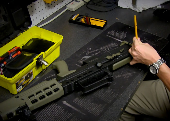 Fox Airsoft: How To Takedown ICS L85A2 | Popular Airsoft: Welcome To ...
