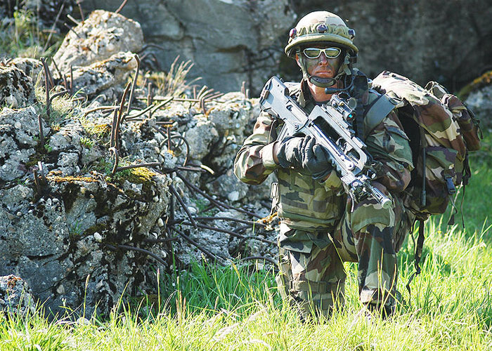 The French Army's Search To Replace The FAMAS Rifle | Popular Airsoft ...