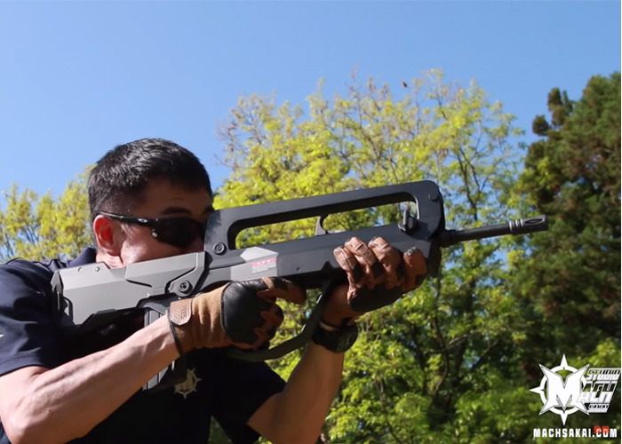 Mach Sakai: Tokyo Marui FAMAS SV | Popular Airsoft: Welcome To The ...