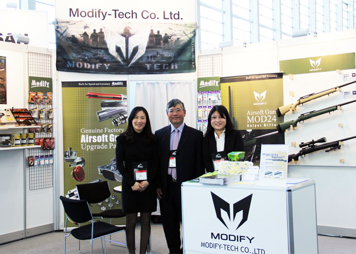 Modify-Tech IWA 2014 & 3-Jaw Vise Update | Popular Airsoft: Welcome To ...