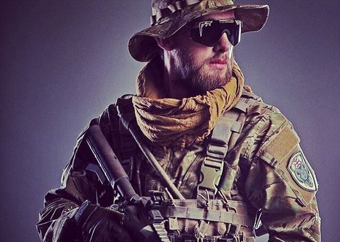 Pit Viper: Adjustable Military Sunglasses With A 90s Look | Popular ...