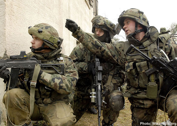 Ares Mod. 96 Beryl AEG Unveiled, Polish Airsoft Players Electrified ...